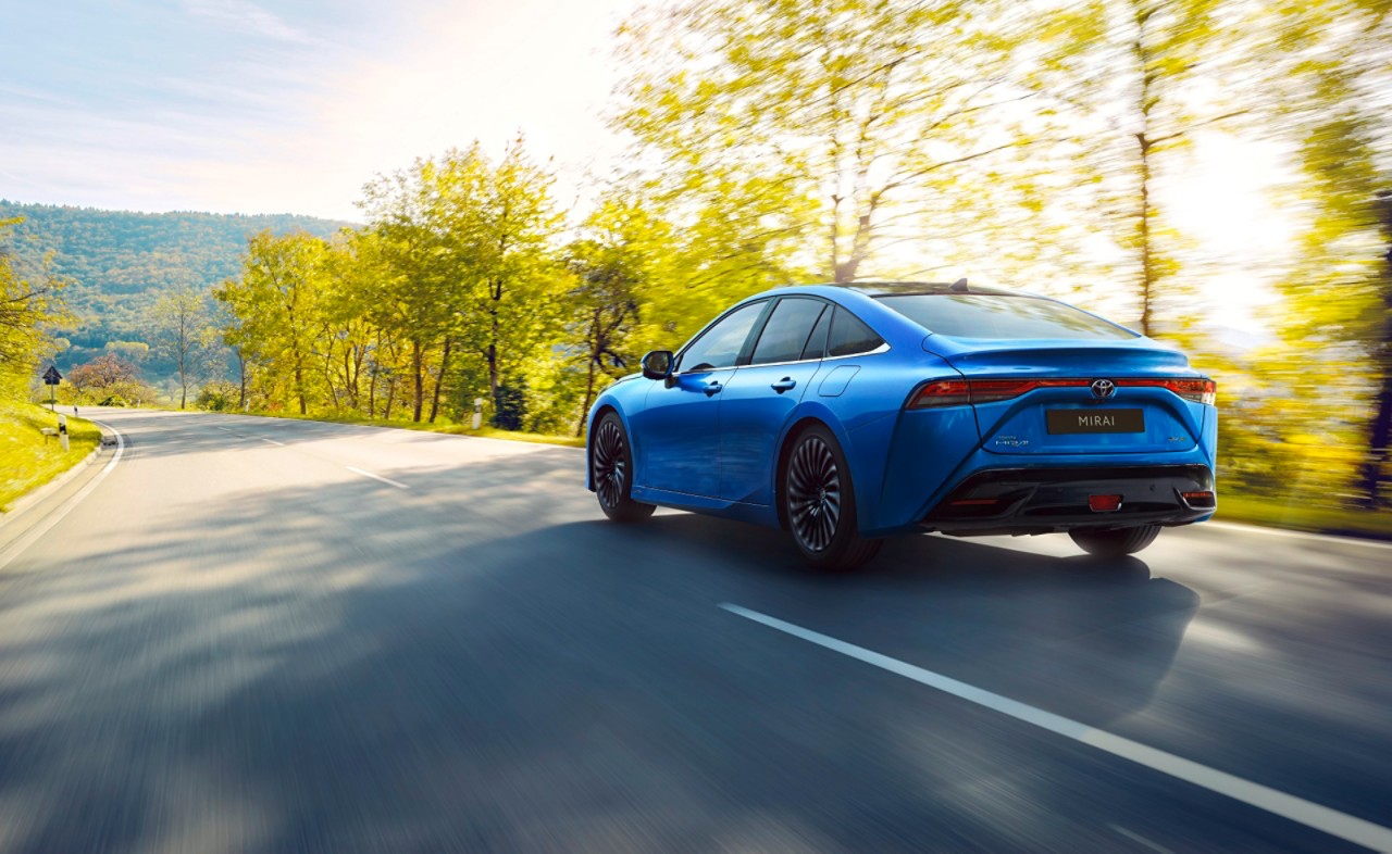 Toyota Mirai 2024: elétrico a hidrogénio renovado